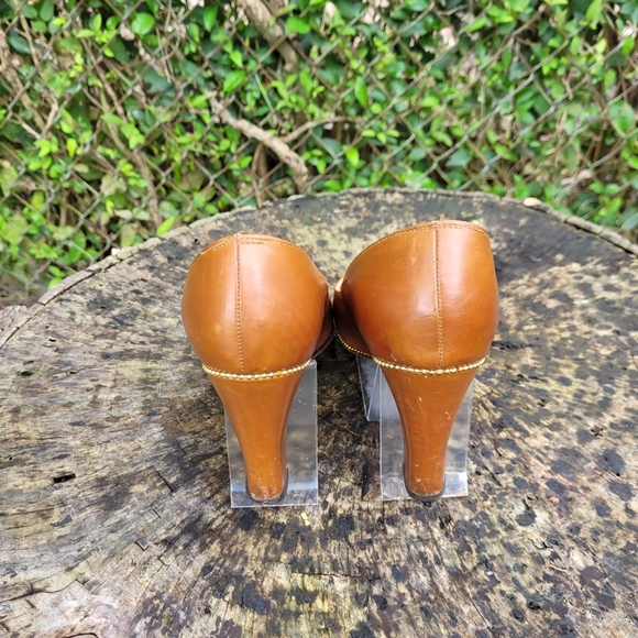 Stix Baer and Fuller | Shoes | Vintage Women Brown Pumps By Stix Baer ...